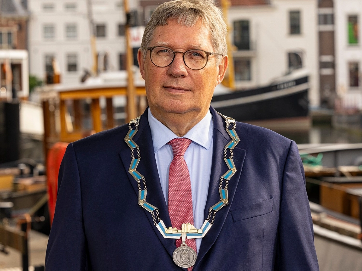 Burgemeester Rensen houdt spreekuur - Maassluis24