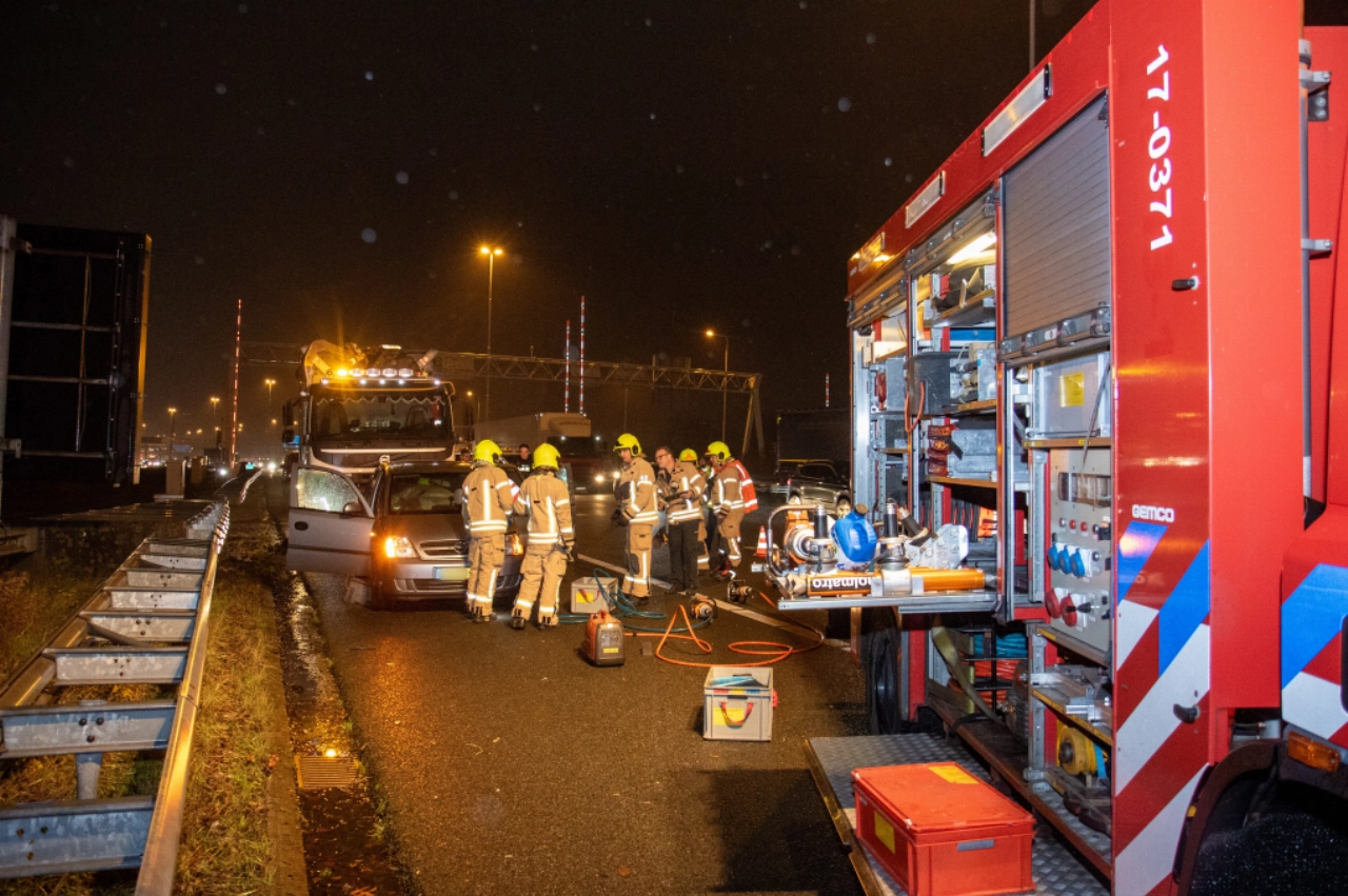 Aanrijding zorgt voor drukte bij Beneluxtunnel - Schiedam24